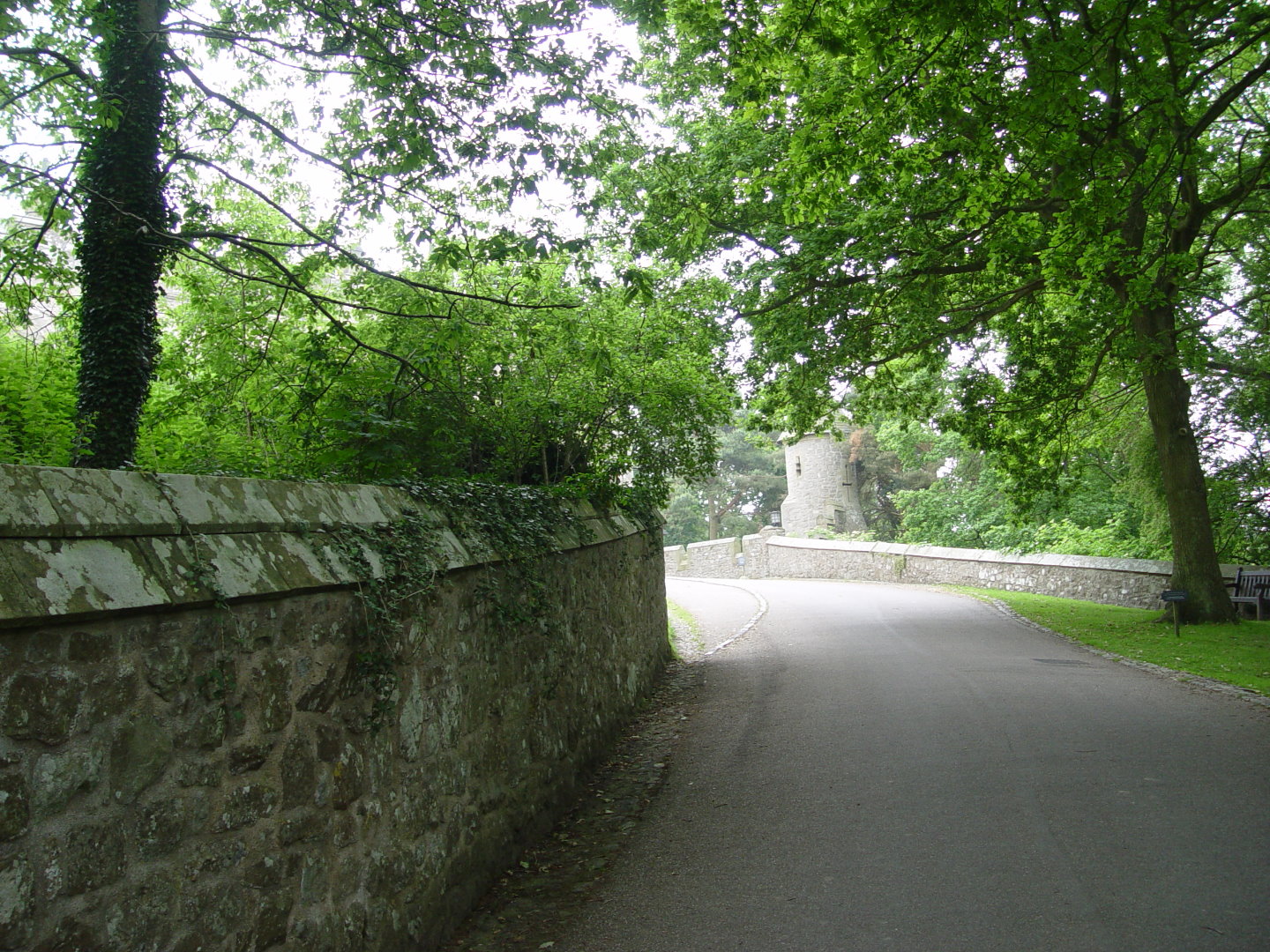 Photos of Chirk Castle and Grounds - 1440 x 1080 pixels